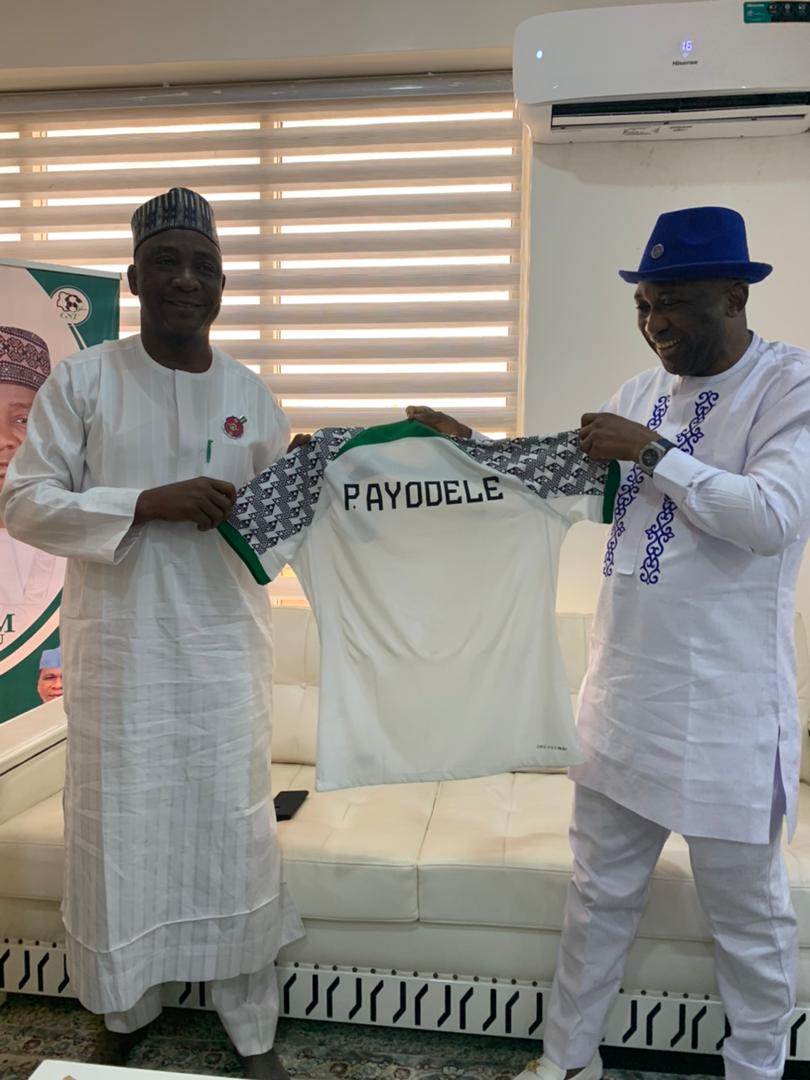 NFF BOSS, IBRAHIM GUSAU HOSTS PRIMATE AYODELE, PRESENTS HIM WITH ...
