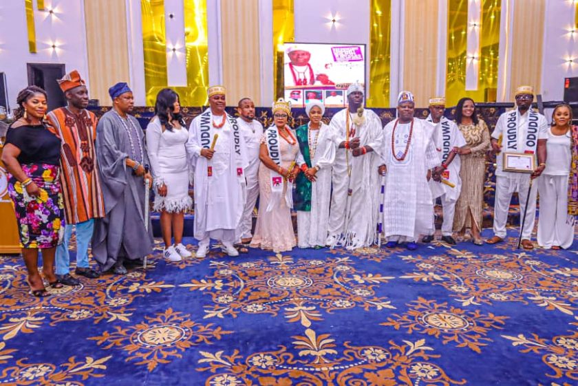OONI COMMENDS SIGNS AND WONDERS CLUB, HONOURS MEMBERS FOR COMMUNITY ...