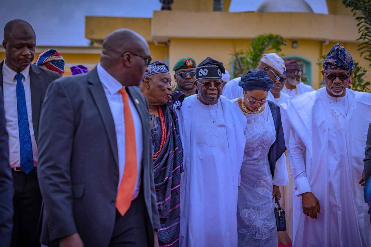 TINUBU AT OBA ADETONA'S FIDAU PRAYER: 'LATE AWUJALE WAS THE BEST ...